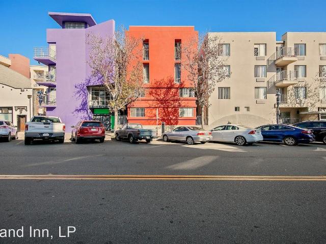 Island Ave Studio Apartment for Rent at 202 Island Ave, San Diego, CA 92101 Marina