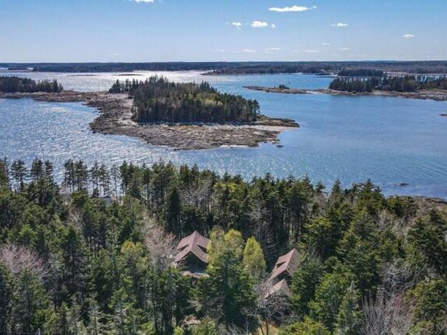 Island Ave, Saint George, Home For Sale
