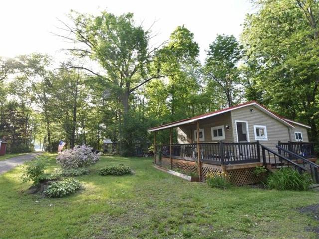 Island Dr, Bridport, Home For Sale
