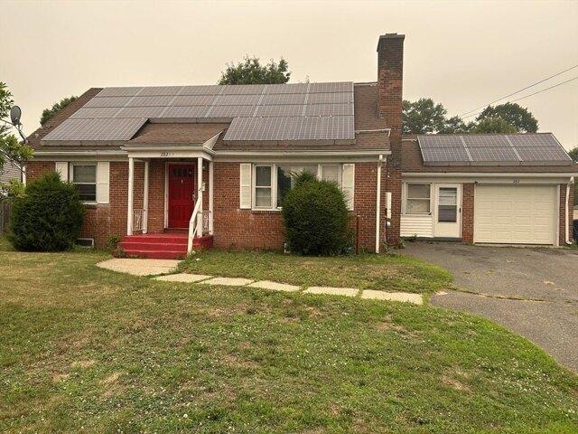 Island Pond Rd, Springfield, Home For Sale
