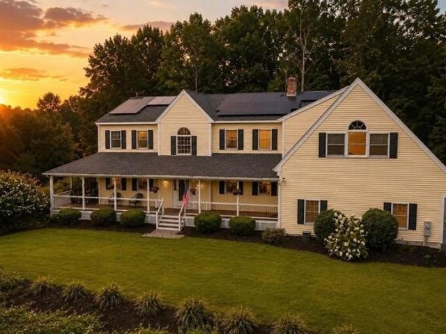 Island Rd, Lunenburg, Home For Sale