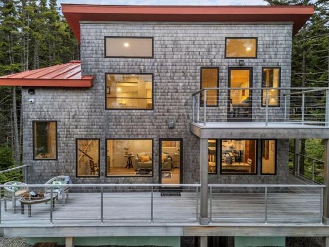 Island View Dr, Gouldsboro, Home For Sale