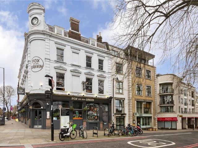 Islington Green, London, N1 1 bed apartment to rent £3,000 pcm £692 pw