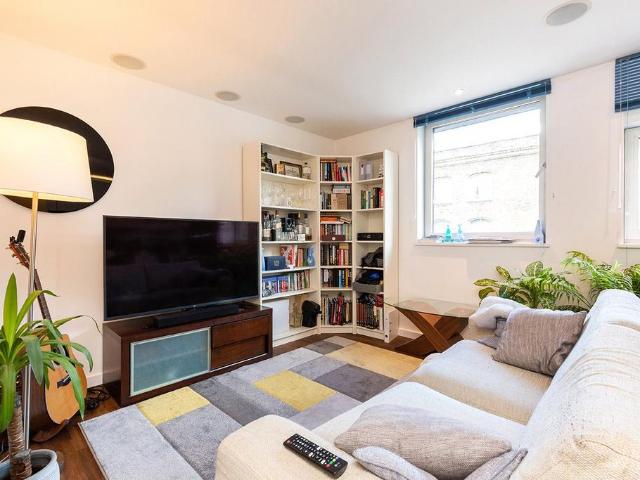 Islington on the Green, 12A Islington. 1 bed apartment to rent £2,600 pcm £600 pw