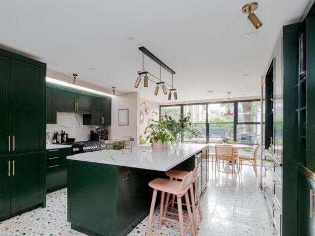 Islington Park Street, London, 3 Bedroom House