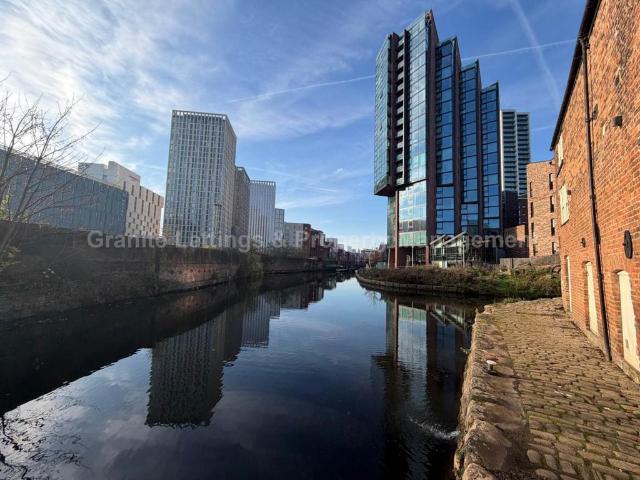 Islington Wharf, 153 Great Ancoats. 2 bed apartment to rent £1,695 pcm £391 pw