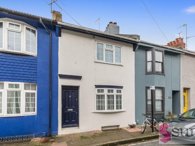 Islingword Street, Brighton, East Sussex BN2, 2 bed terraced house to rent, £2,000 pcm | PrimeLocation