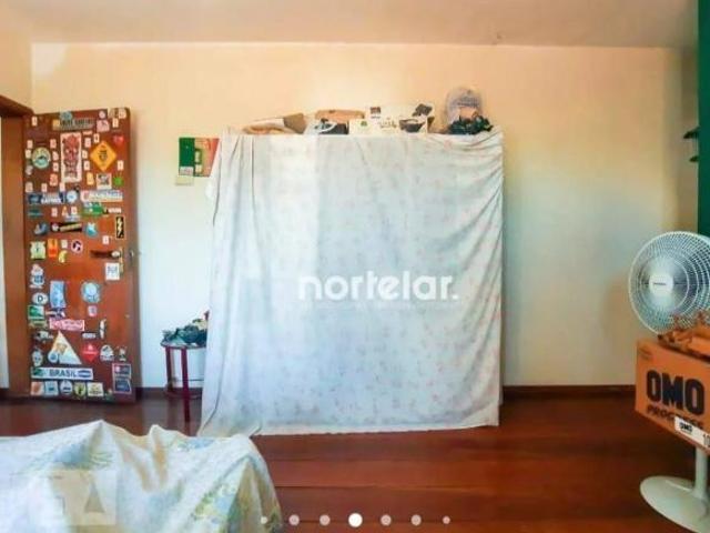 IPERDIVEL SOBRADO COM LOCALIZAÇÃO PRIVILEGIADA