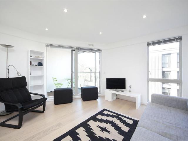 Ipsus Building, 4 Balham Hill. 1 bed flat to rent £2,400 pcm £554 pw
