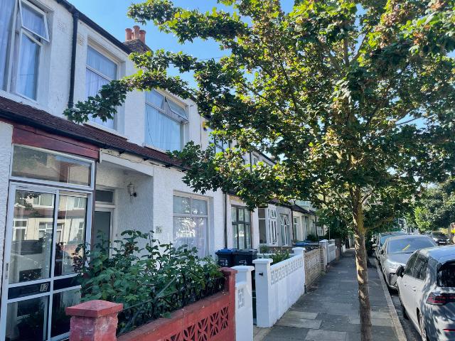 Ipswich Road, London SW17, 4 bed terraced house to rent, £2,995 pcm | PrimeLocation