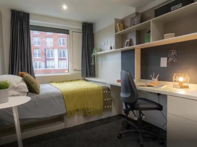iQ Vega London Student Accommodation | Amber