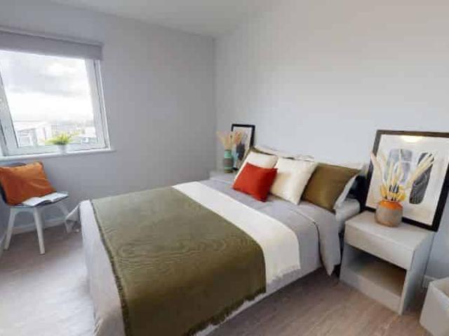iQ Broderick House, Birmingham Student Accommodation | Amber
