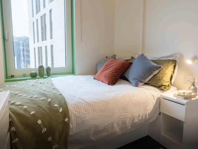 iQ Brighton Student Accommodation | Amber