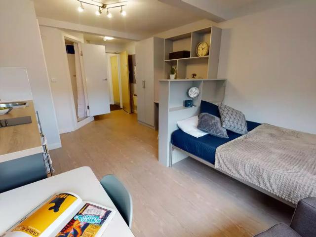 iQ Fenton House, Sheffield Has an Apartment