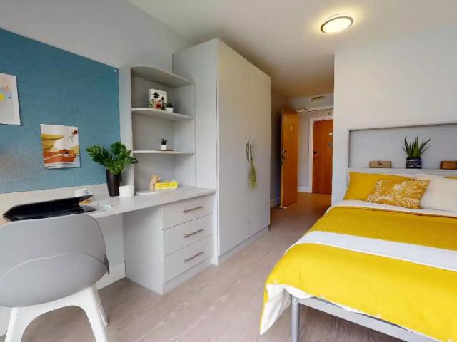 iQ Hoxton, London Has an Apartment