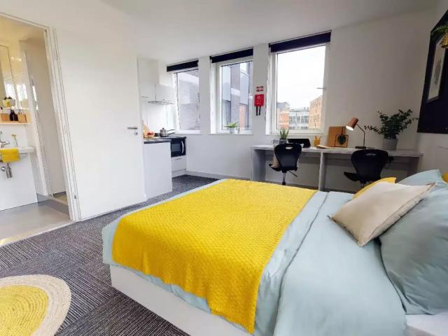 iQ Newland House Nottingham Student Accommodation | Amber
