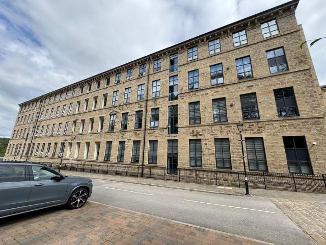 Iron Row, Burley in Wharfedale. 2 bed apartment to rent £1,600 pcm £369 pw