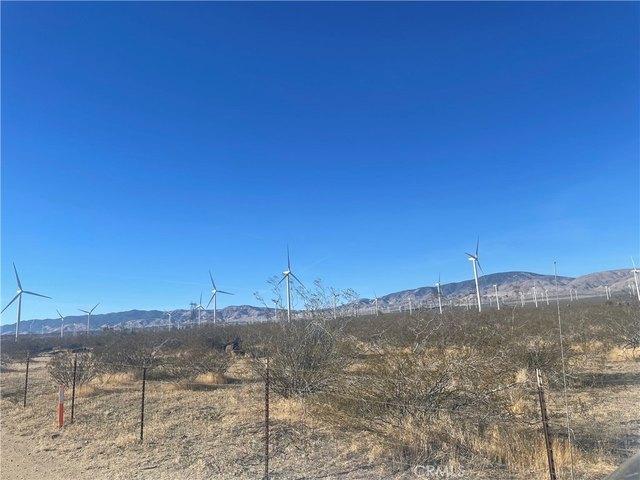 Irone Ave, Rosamond, CA 93560