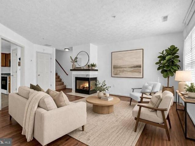 Ironstone Ct Apt J, Annapolis, Home For Sale