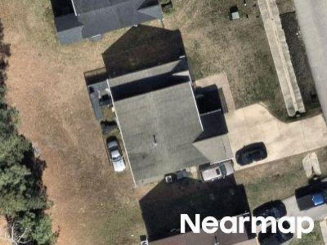 Ironstone Dr