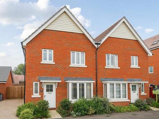 Ironstone Way, Chichester, 3 Bedroom Semi detached