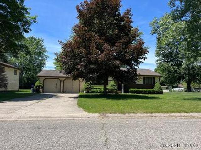 Ironwood Dr