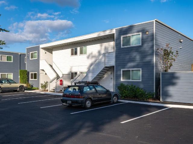 IRONWOOD GREENS 1 Bedroom Apartment for Rent at 1999 Ne Division St, Gresham, OR 97030 Gresham Northeast