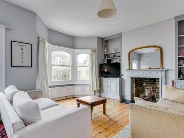 Irene Road, Parsons Green, 4 Bedroom Flat