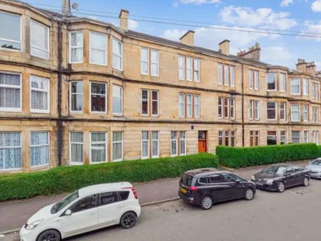 iRepair Plus, 289 Maxwell Road, Glasgow, G41 1SU, United Kingdom | 3 bed apartment for rent #167485259 | Rentberry