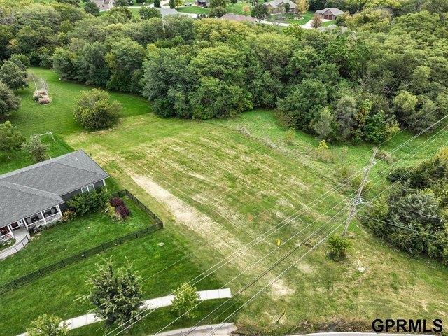 Iris Ave, Crete, NE 68333
