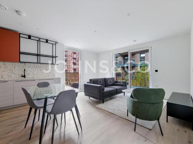 Iris House, Hemlock Street, London, E14 2 bed flat to rent £2,704 pcm £624 pw