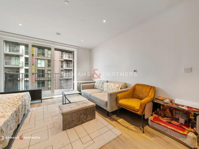 Iris House, Southall UB1, 1 bed flat to rent, £1,750 pcm | PrimeLocation