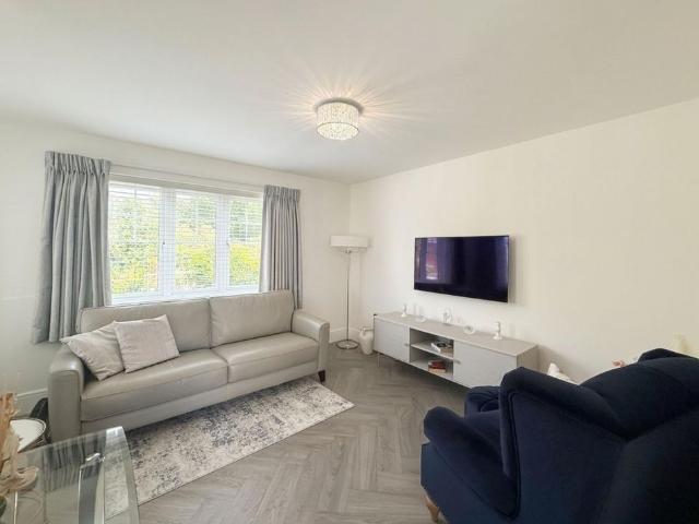 Iris Walk, Sunniside, NE16