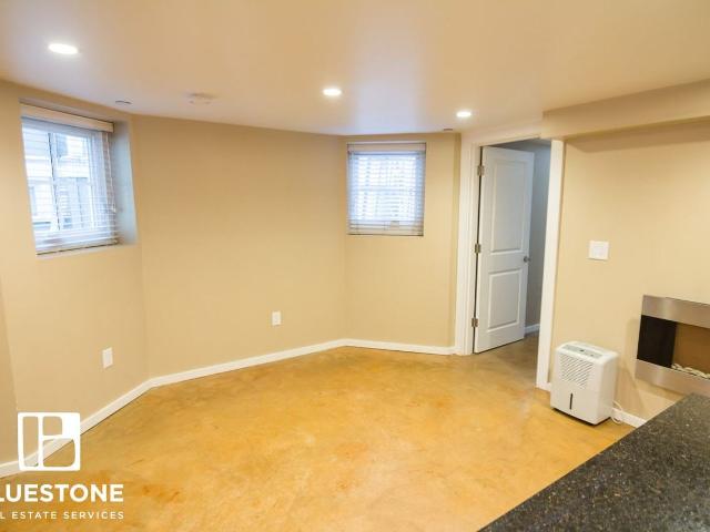IRVA Irving Apartments 2 Bedroom Apartment for Rent at 2254 Nw Irving St, Portland, OR 97210 Northwest District
