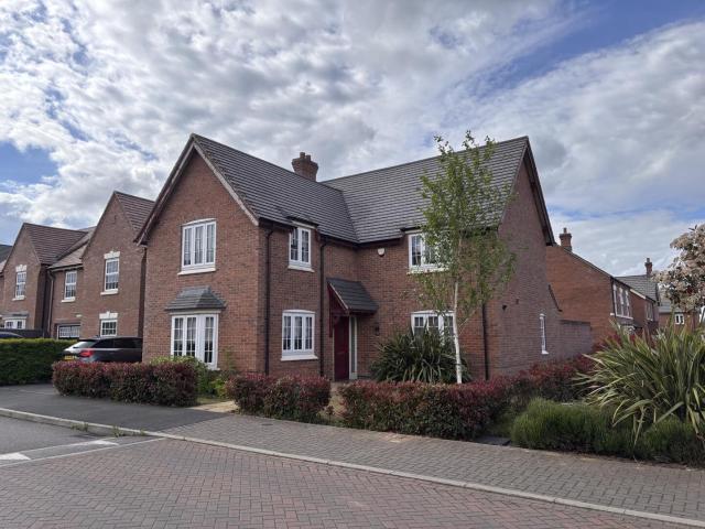 Irvine Crescent, Lubbesthorpe, Leicester