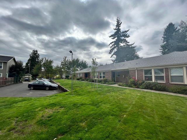 Irvington Apartments by Star Metro 1 Bedroom Apartment for Rent at 1430 1430 NE Mason St & 1431 NE Shaver St, Portland, OR 97211 Woodlawn