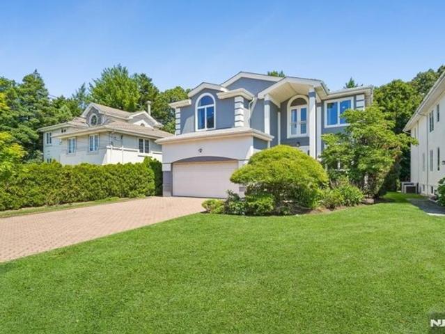 Irving Ave, Englewood Cliffs, Home For Sale