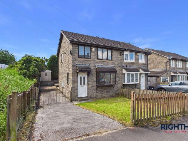 Irwell Street, Bradford BD4, 3 bed semi detached house to rent, £950 pcm | PrimeLocation