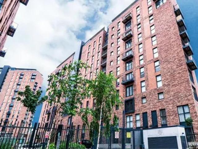 Irwell River Park, Salford, M5 4SU, United Kingdom | 2 bed apartment for rent #139621190 | Rentberry