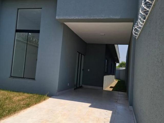 Itaciron Luiz Azeredo Casa de Rua com 2 Quarto s por R$ 360000.00 no setor Jardim Riviera AU33827