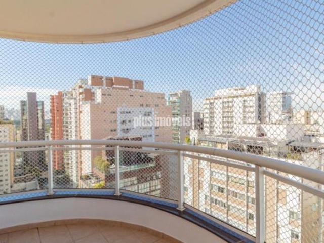 Itaim! 3 vagas de Garagem!