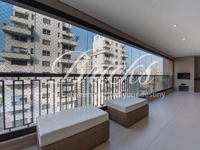 Itaim Bibi apartamento 159 m², 3 suites, 3 vagas, deposito privativo