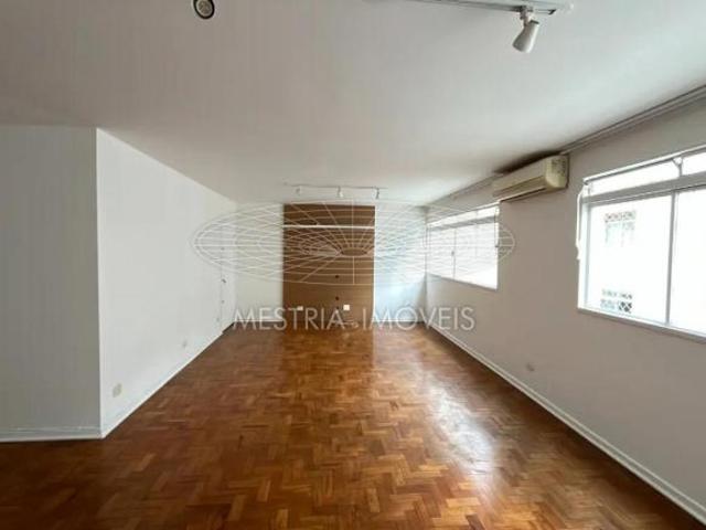 Itaim Bibi | Apto com 155 m² | Planta original, ideal para ser modernizada