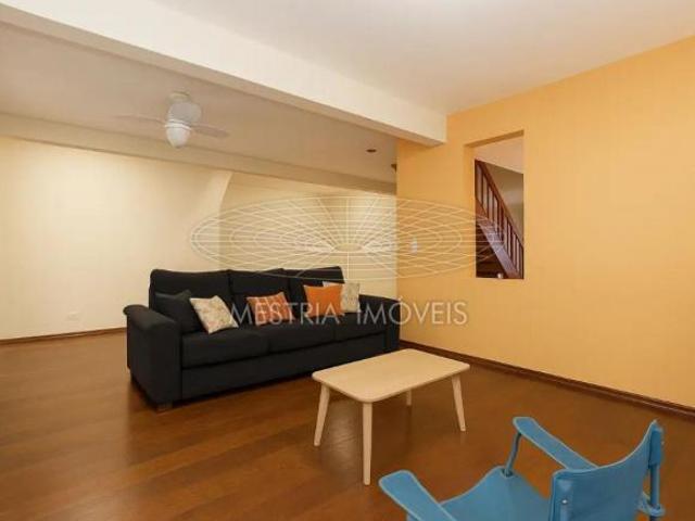 Itaim Bibi | Casa de vila | 199 m² | 2 vagas !