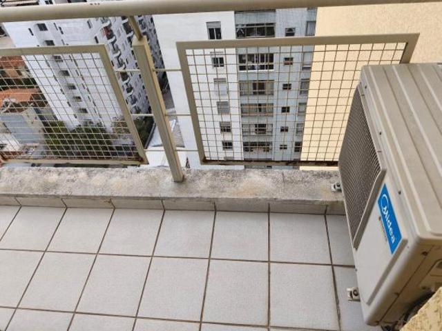 ITAIM LOFT Apartamento Duplex: 1 suíte,sala cozinha, sacada, lavabo, 1 vaga