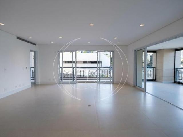 iTAIM LUXUOSO GARDEN! 455,00 m² ÚTEIS! 05 VAGAS 04 SUITES