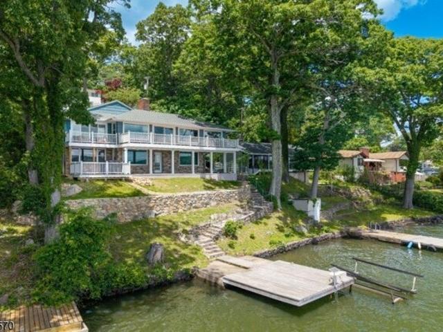 Ithanell Rd, Hopatcong, Home For Sale