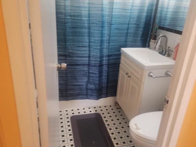 itle: Private Room for Rent Clean & Quiet