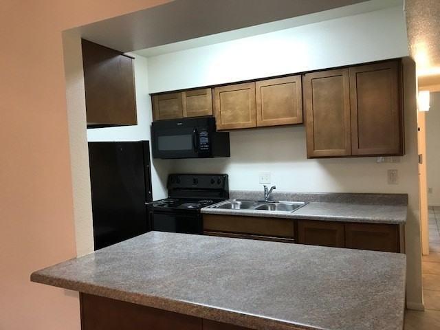 It's hop to live in the square 1 Bedroom Apartment for Rent at 4444 E Fairmount St, Tucson, AZ 85712 Midtown