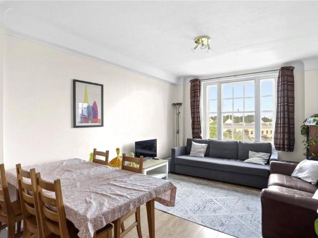 Ivor Court, Gloucester Place. 2 bed flat to rent £5,000 pcm £1,154 pw